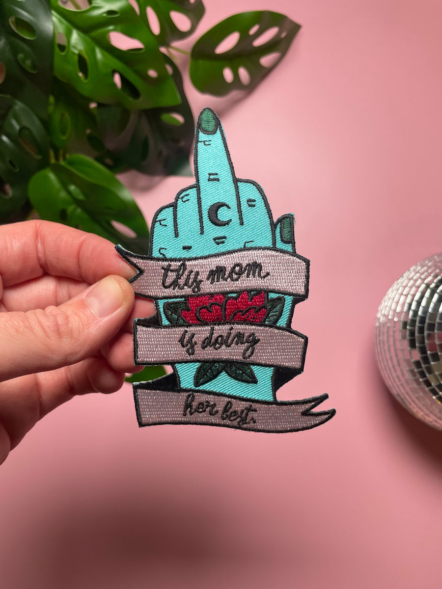 This Mom Is Doing Her Best Hand Patch – Drawings By Nicole